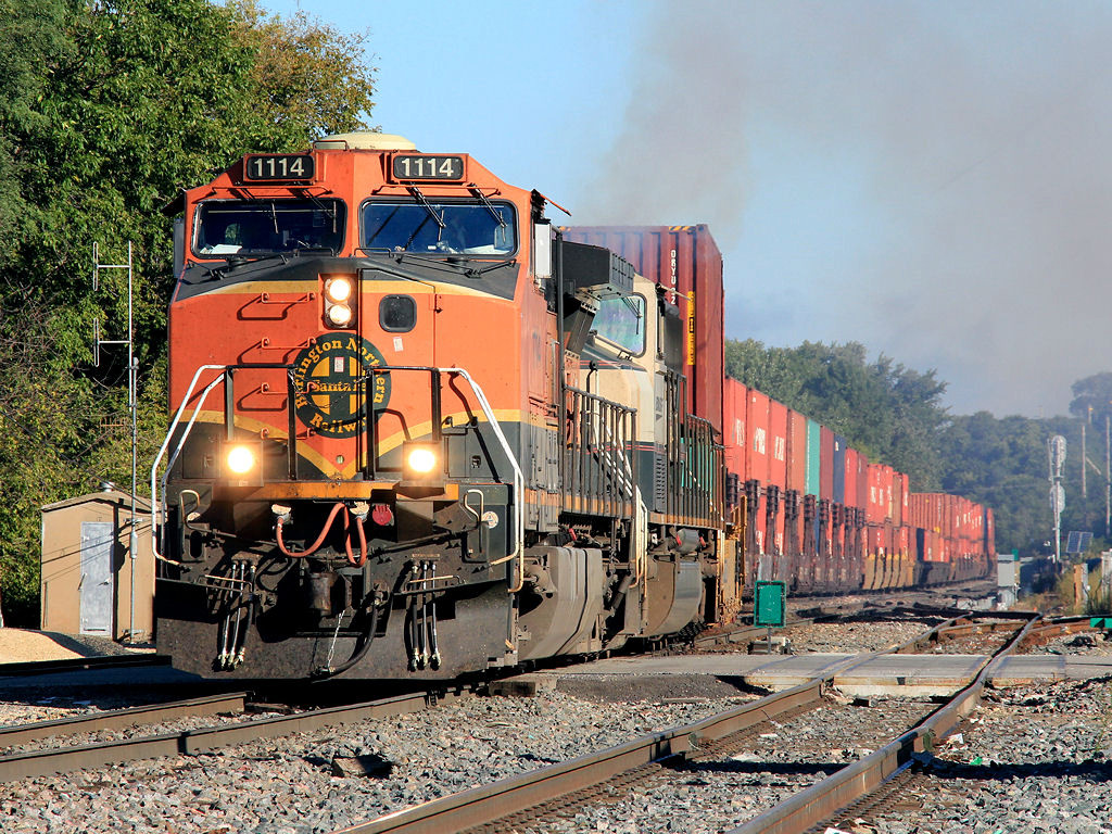 BNSF 1114